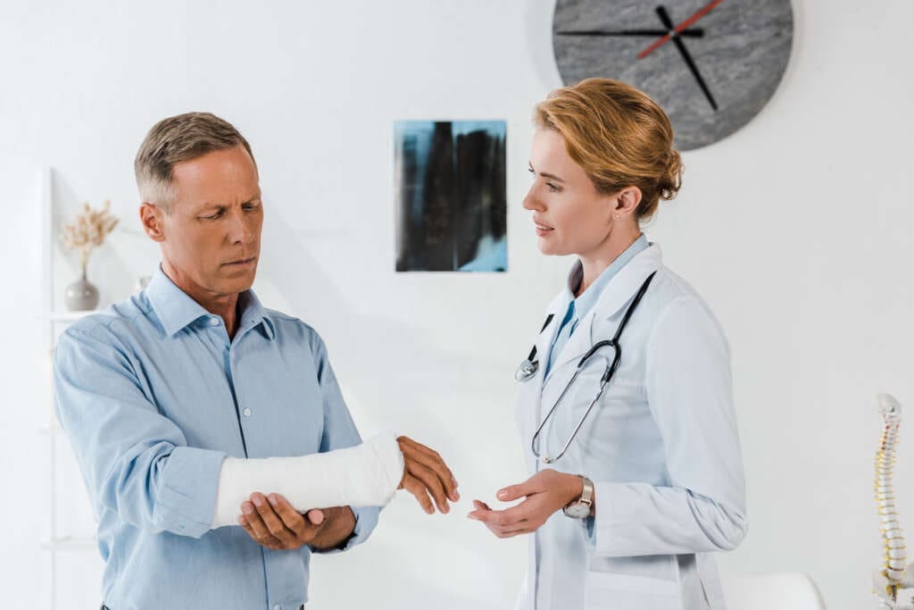 FOOSH Injury: Causes, Treatment, and Prevention - El Paso, TX Health ...